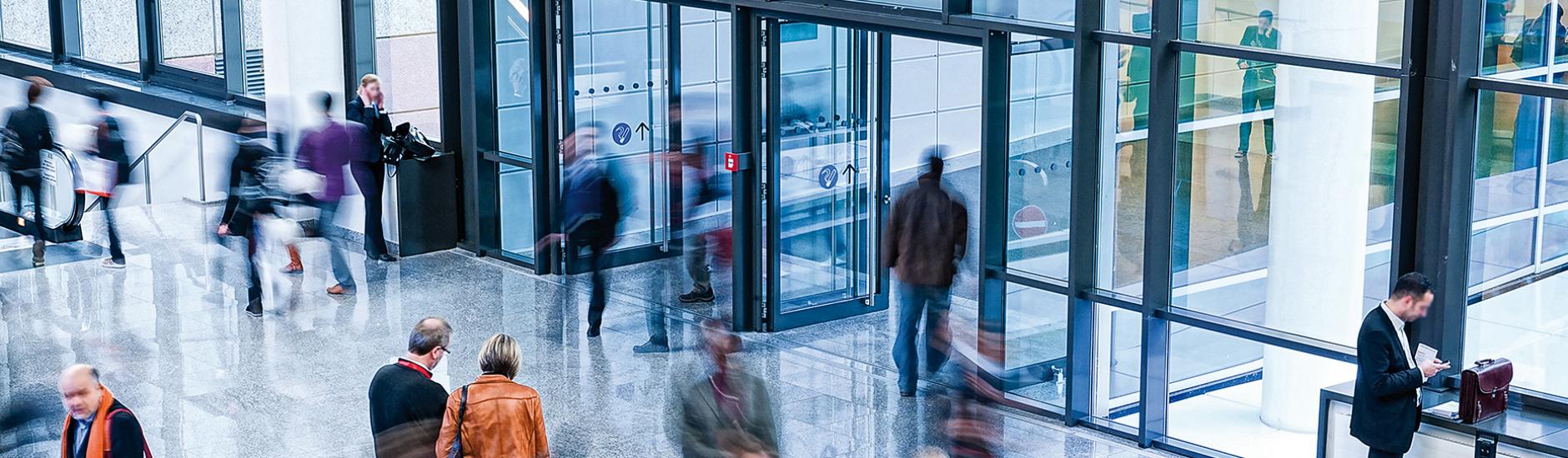 How Government Agencies Can Secure Access Points with Video | MOBOTIX AG