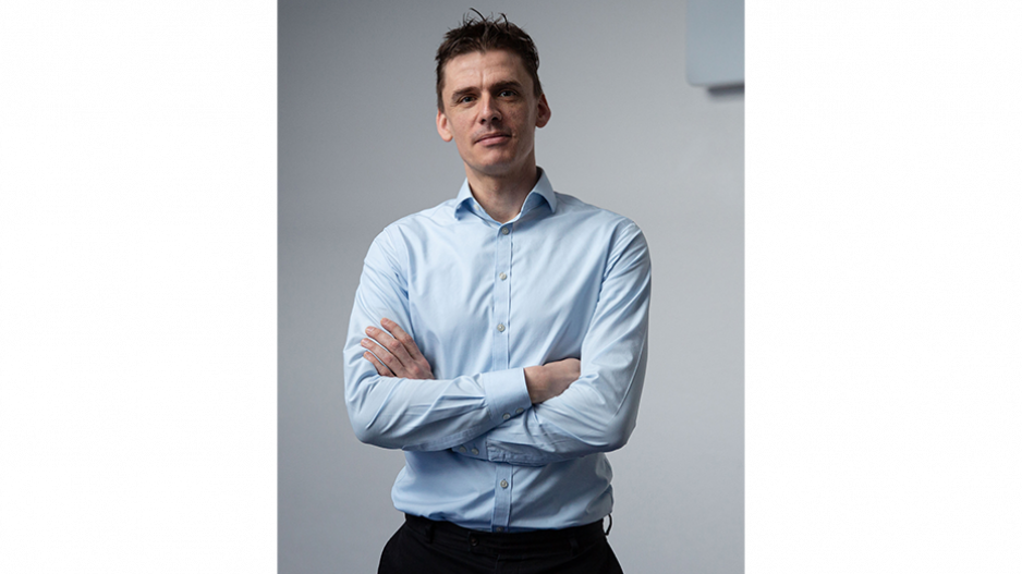 Christian Cabirol wird als CTO Nachfolger von Hartmut Sprave | MOBOTIX AG Christian Cabirol wird als CTO Nachfolger von Hartmut Sprave | MOBOTIX AG